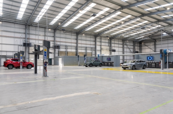 KIA OPENS NEW STATE-OF-THE-ART TECHNICAL TRAINING ACADEMY IN DERBY