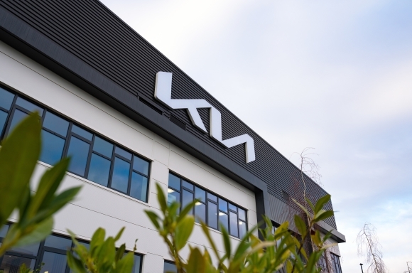 KIA OPENS NEW STATE-OF-THE-ART TECHNICAL TRAINING ACADEMY IN DERBY
