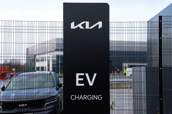 KIA OPENS NEW STATE-OF-THE-ART TECHNICAL TRAINING ACADEMY IN DERBY