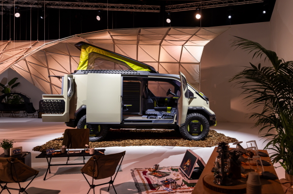 KIA ‘TRANSCEND JOURNEY’ DESIGN INSTALLATION SHOWCASES KIA PV5, PV5 ...